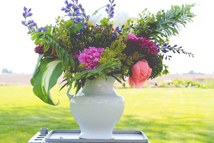 A Rustic Arrangement from The Farm - Wyse Guide
