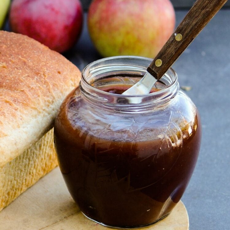 Slow Cooker Pear Butter - Wyse Guide