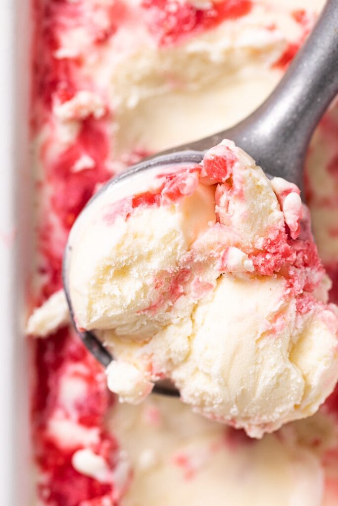 Raspberry Cheesecake Ice Cream - Wyse Guide