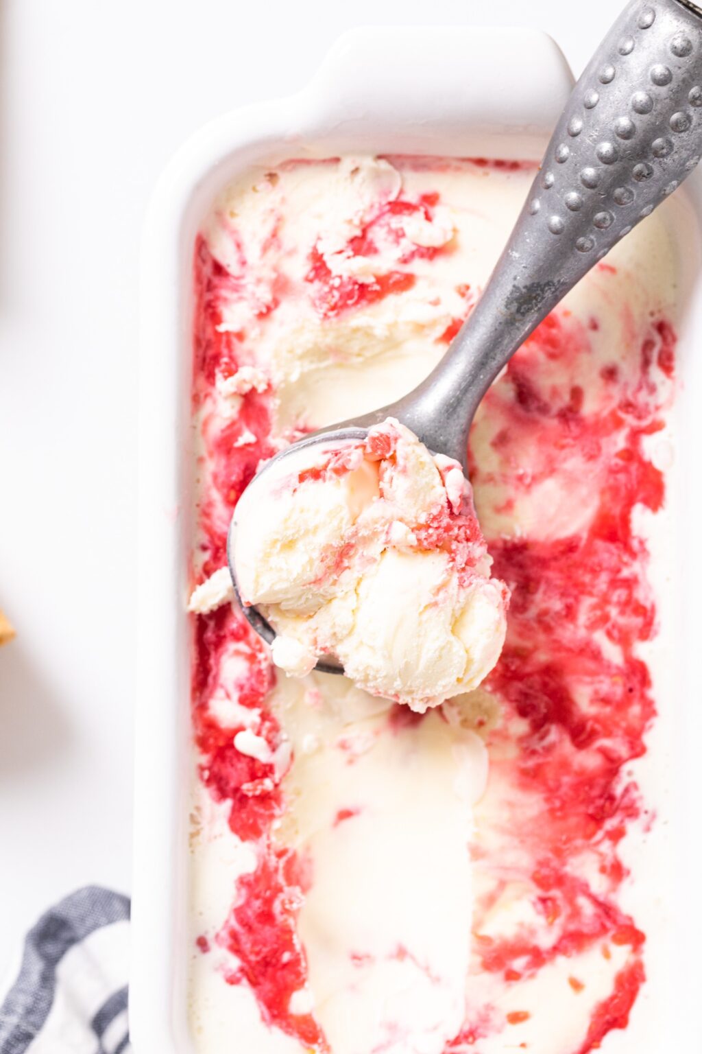 Raspberry Cheesecake Ice Cream - Wyse Guide