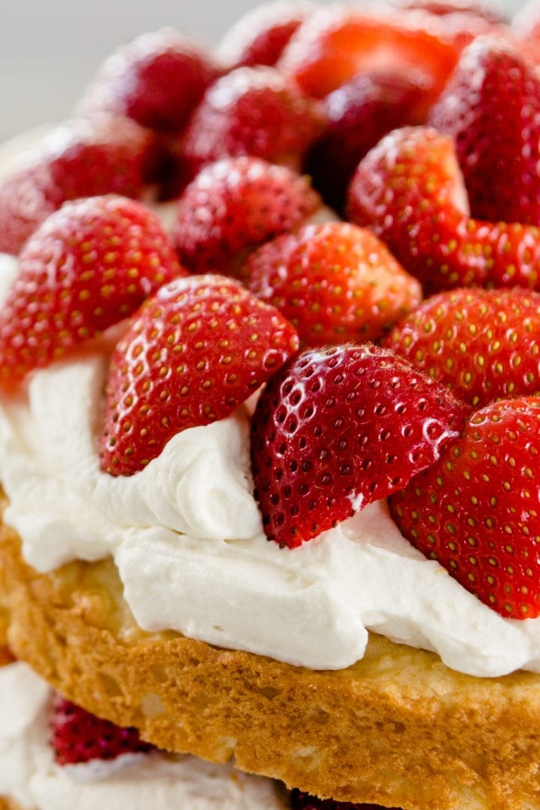Strawberry Shortcake Cake Recipe - Wyse Guide
