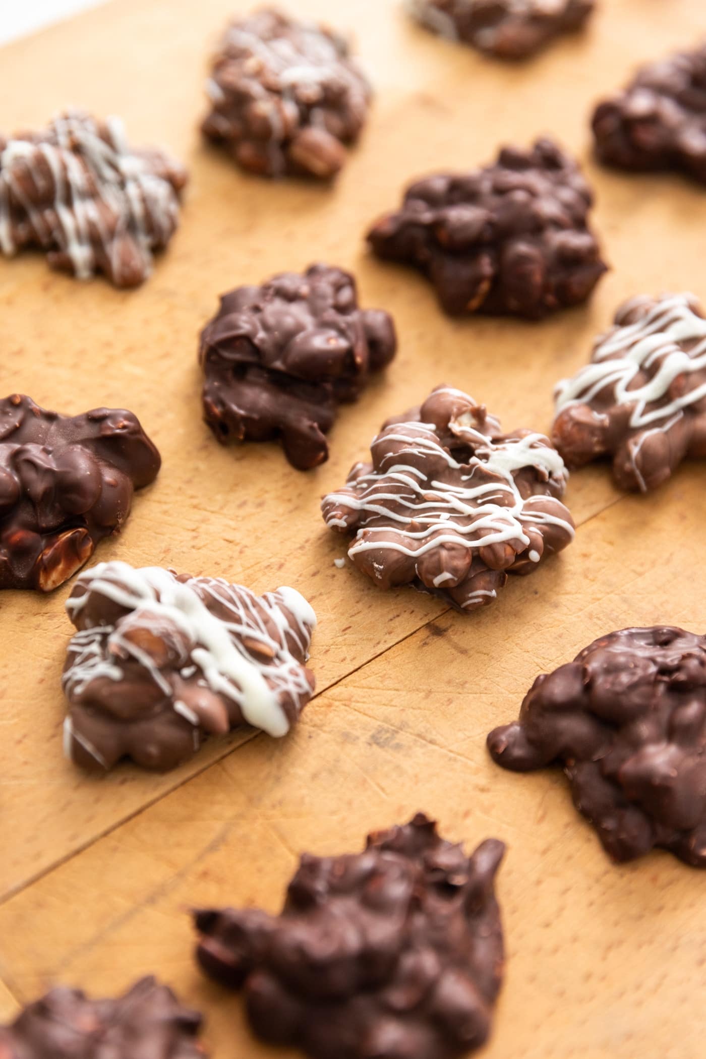 Easy Peanut Clusters Recipe (3 Ingredients) - Wyse Guide