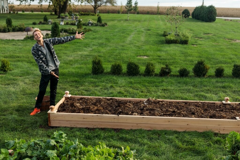 How to Make Raised Garden Beds - Wyse Guide