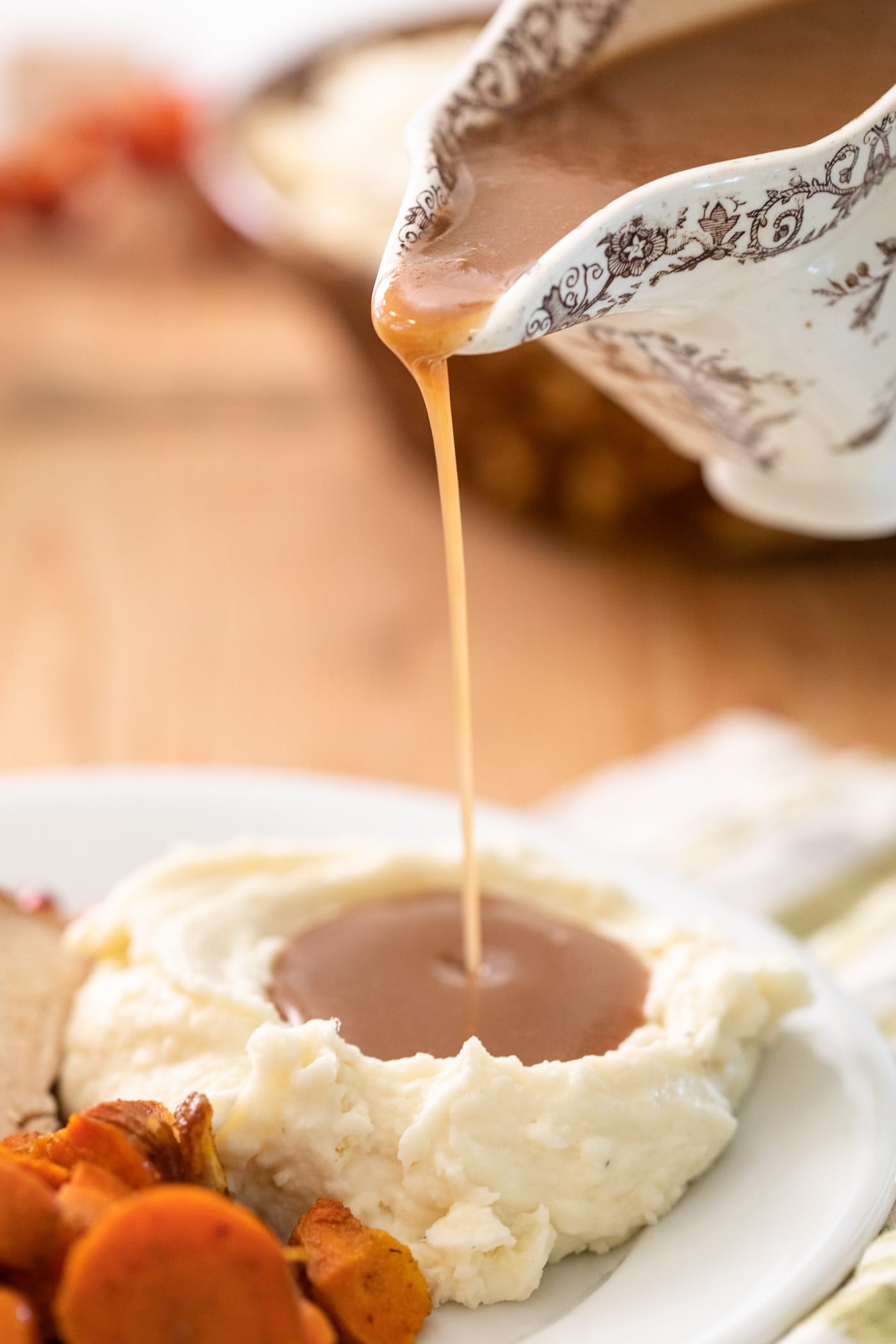 How to Make Homemade Gravy Recipe - Wyse Guide