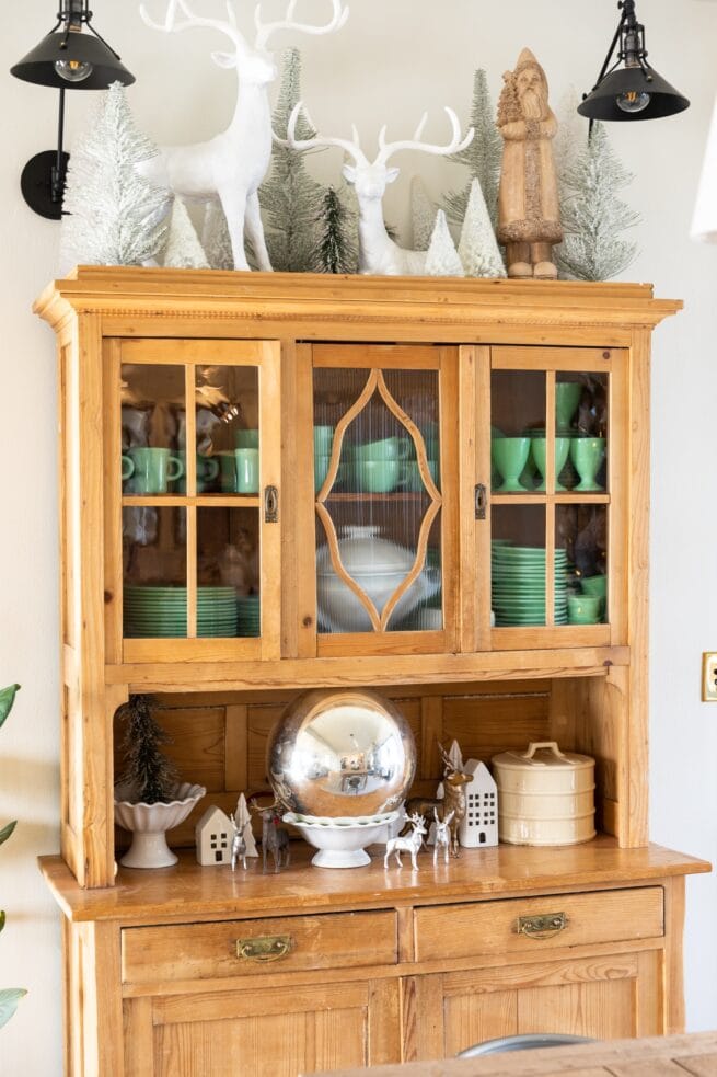 My Holiday Home Decor This Year - Wyse Guide