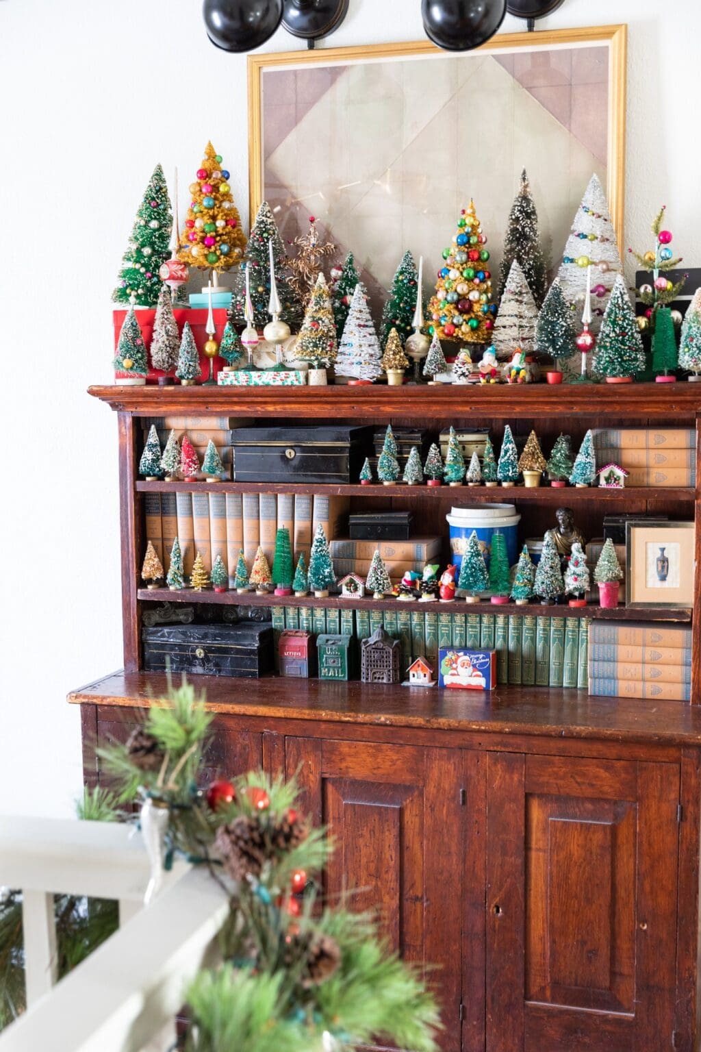 My Holiday Home Decor This Year - Wyse Guide