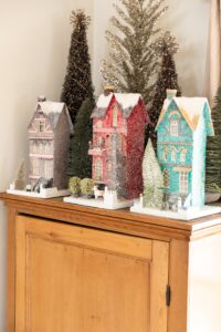 My Holiday Home Decor This Year - Wyse Guide