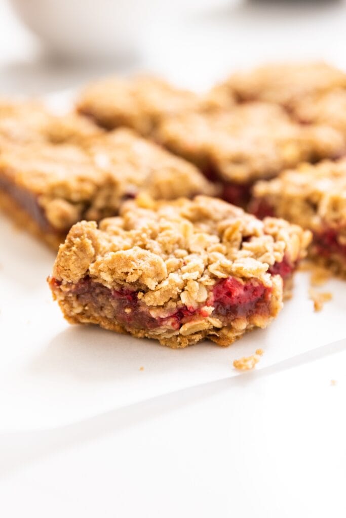 Raspberry Crumb Bars - Wyse Guide