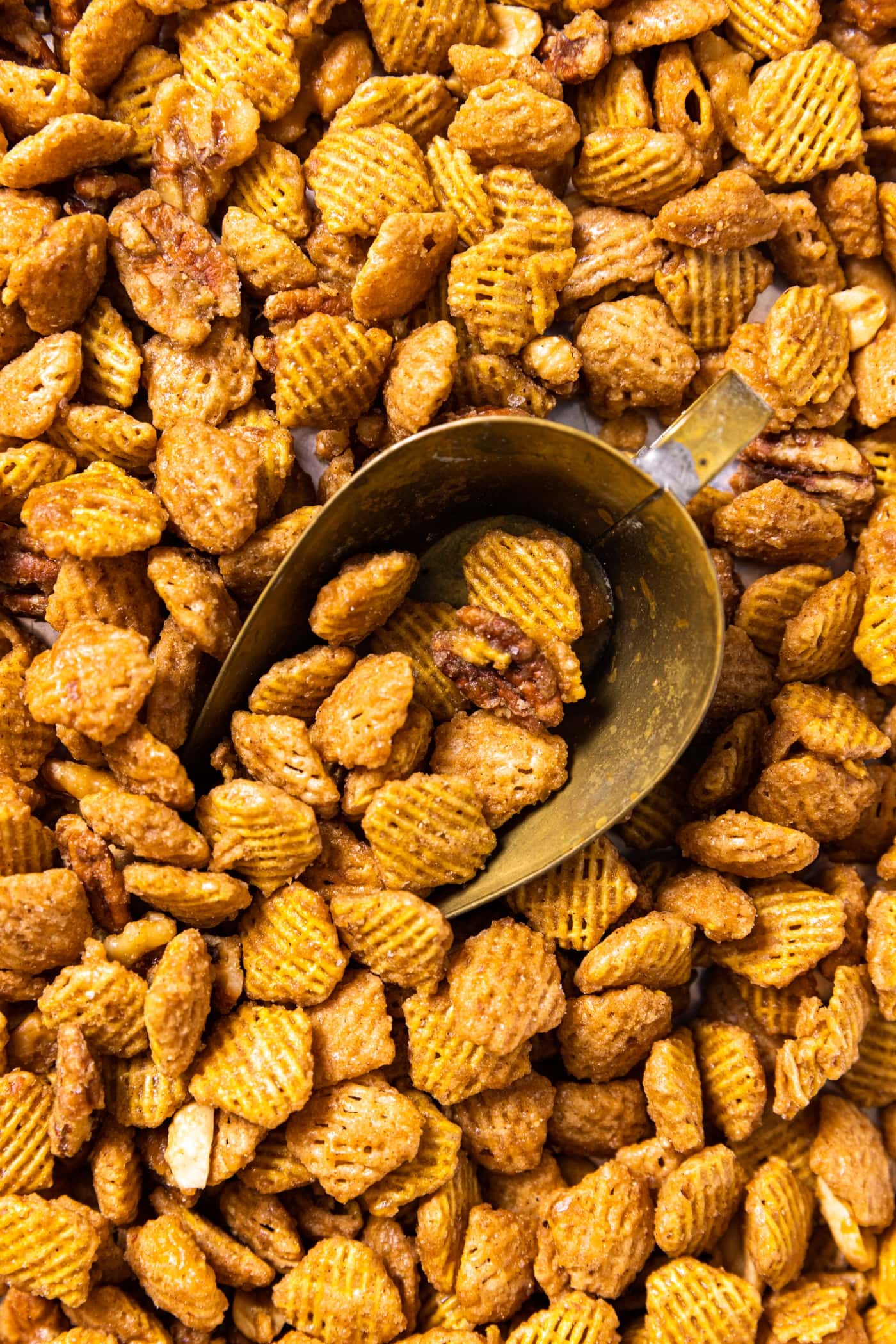 Glazed Party Mix Recipe - Wyse Guide