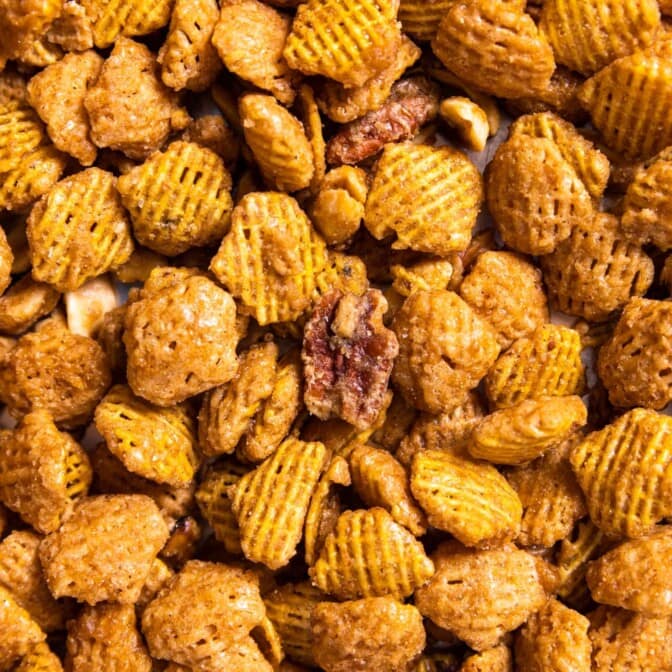 Glazed Party Mix Recipe - Wyse Guide