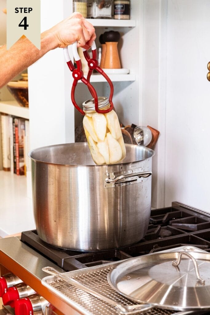 Canned Pears Recipe (With Video) - Wyse Guide