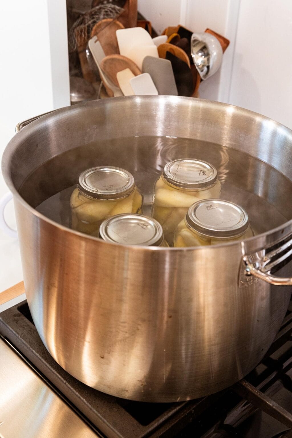 Canned Pears Recipe (With Video) - Wyse Guide