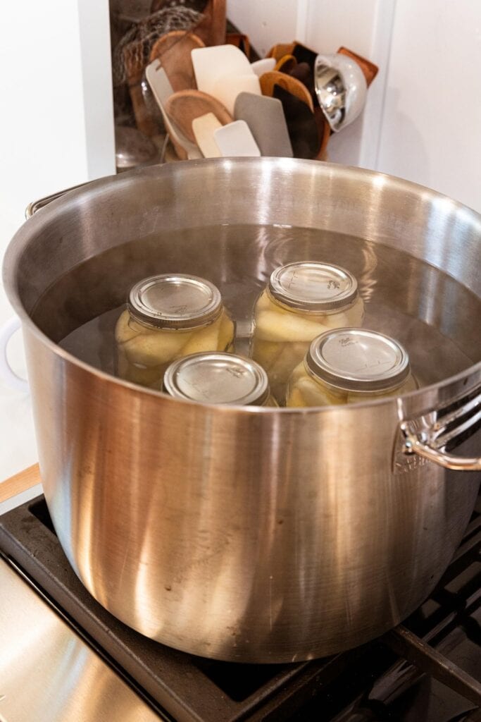 Canned Pears Recipe (With Video) - Wyse Guide
