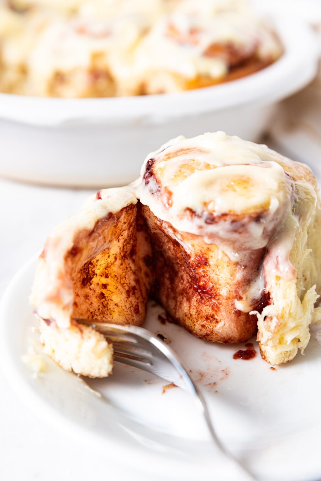 Lemon Raspberry Cinnamon Rolls Recipe - Wyse Guide