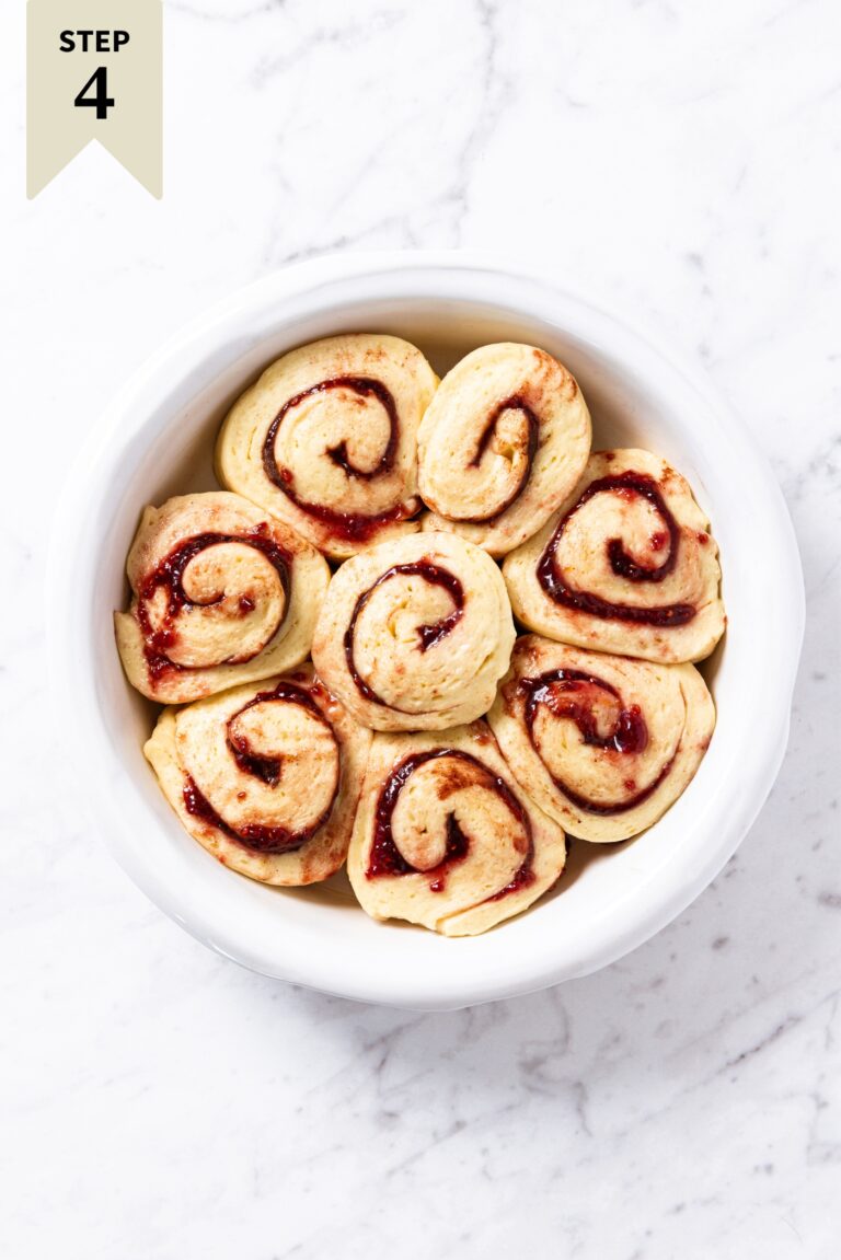 Lemon Raspberry Cinnamon Rolls Recipe - Wyse Guide