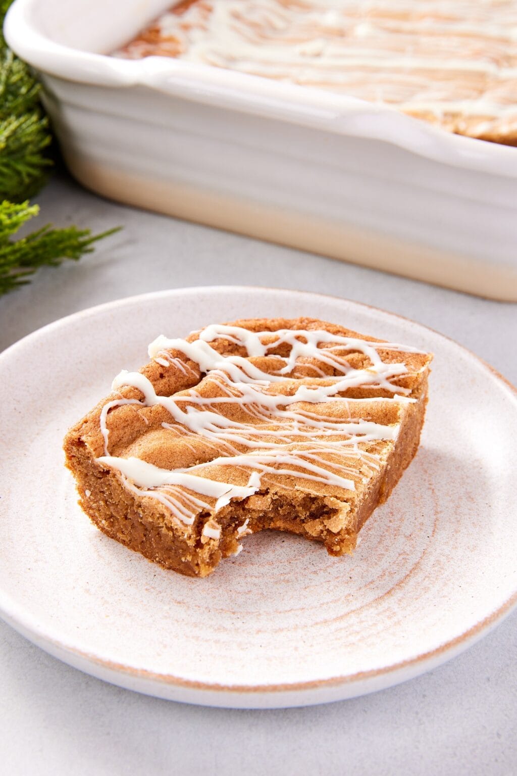 Gingerbread Blondies Recipe - Wyse Guide