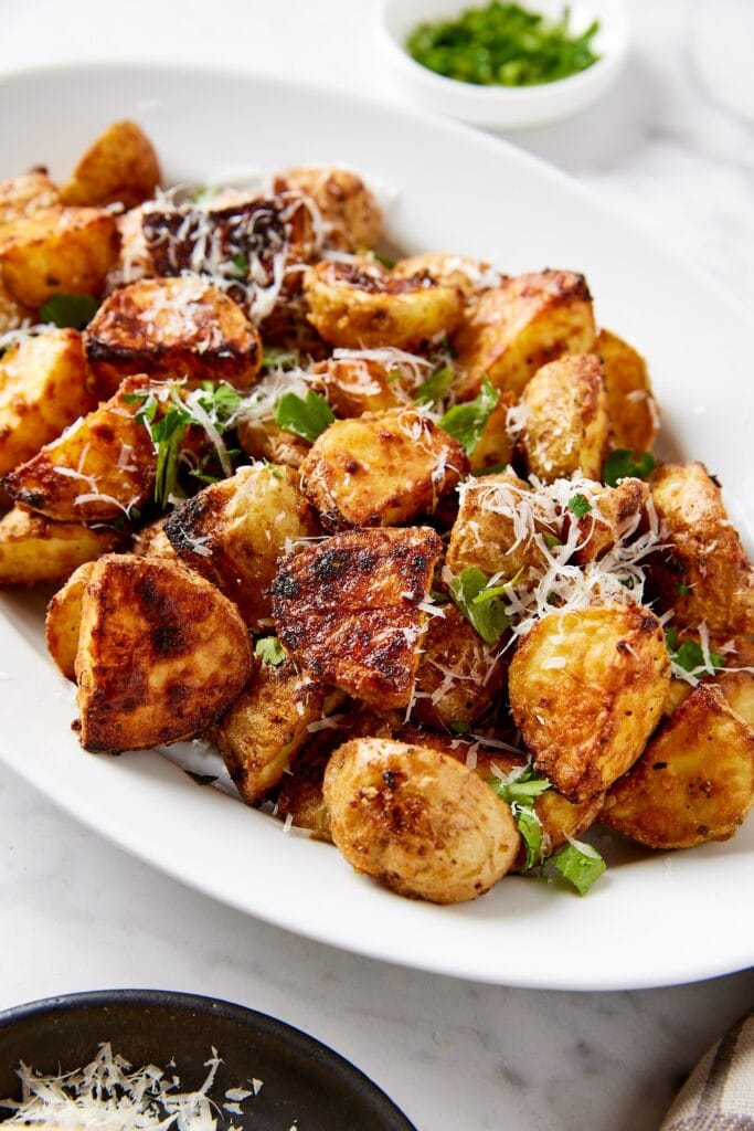 Garlic & Rosemary Roasted Potatoes Recipe - Wyse Guide