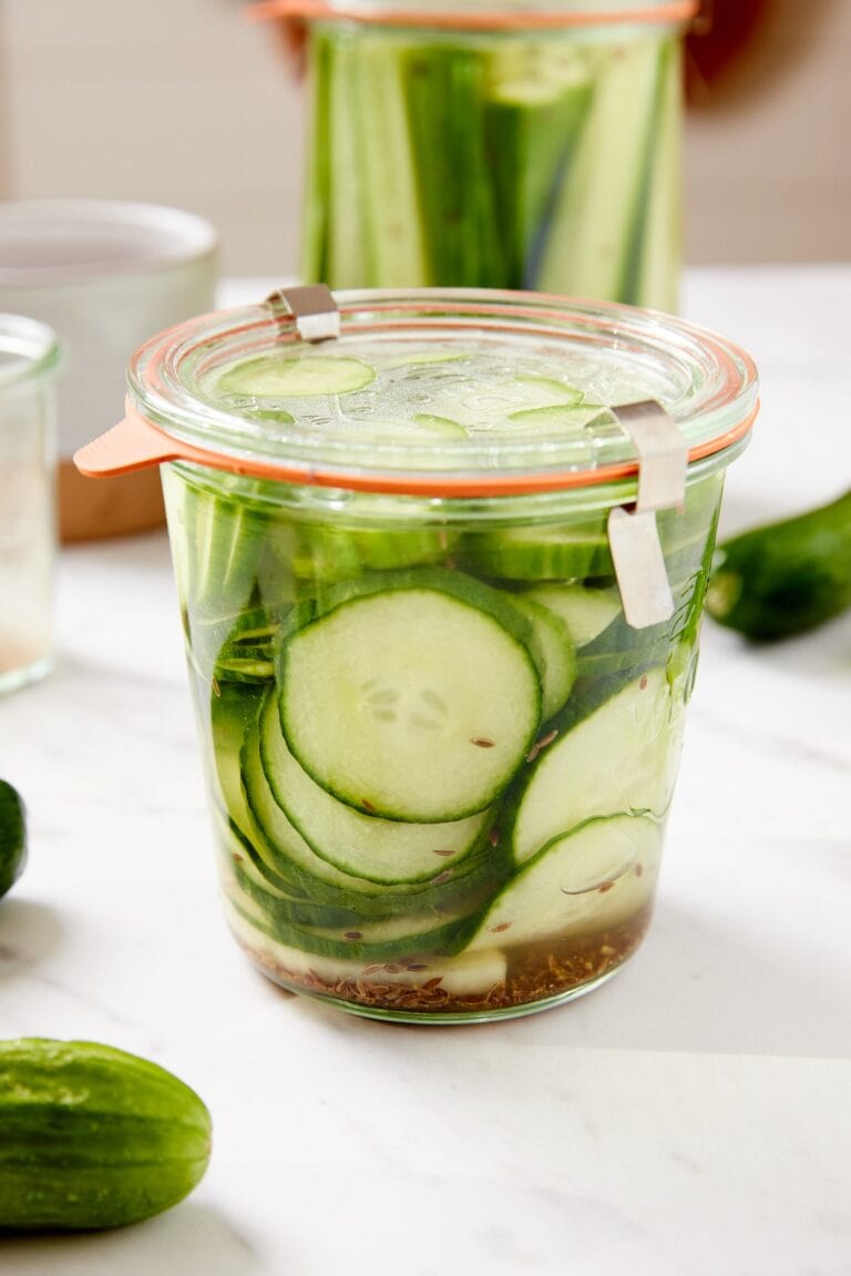 Refrigerator Dill Pickles Recipe (With Video) - Wyse Guide