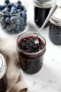 Blueberry Jam Recipe (Pectin Method) + Video - Wyse Guide
