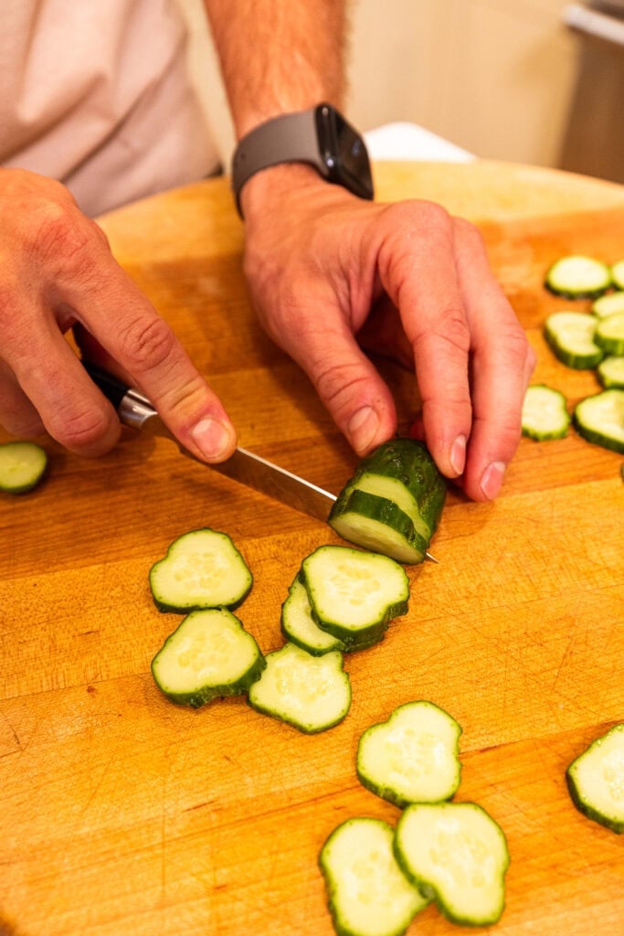 Canned Dill Pickles Recipe (With Video) - Wyse Guide