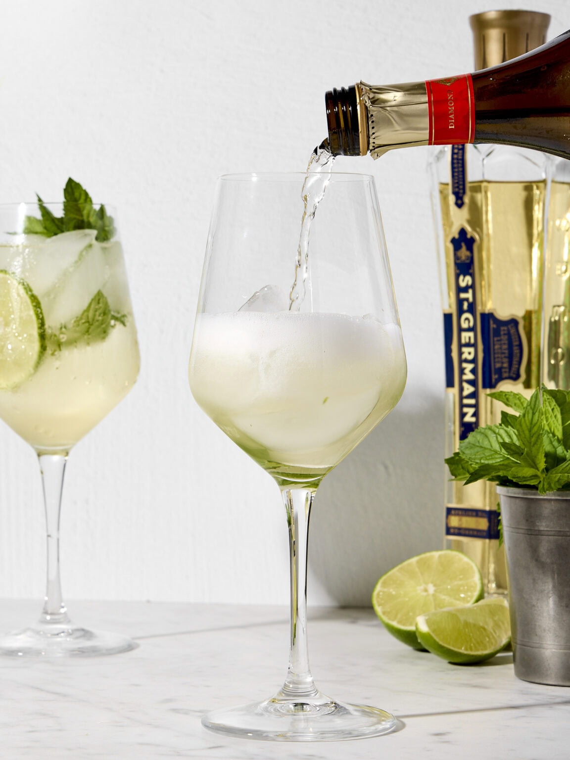 Hugo Spritz Cocktail Recipe - Wyse Guide