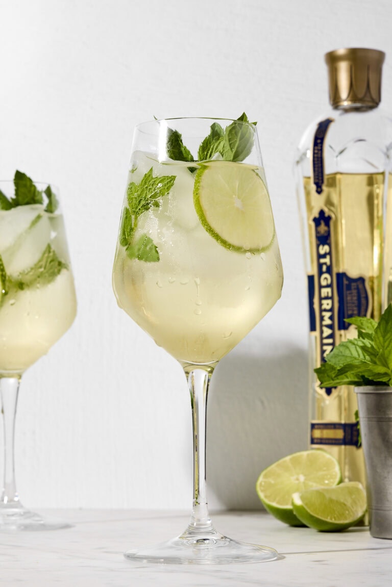 Hugo Spritz Cocktail Recipe - Wyse Guide