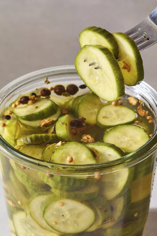 Sweet Pickles Recipe (Quick Pickles) - Wyse Guide