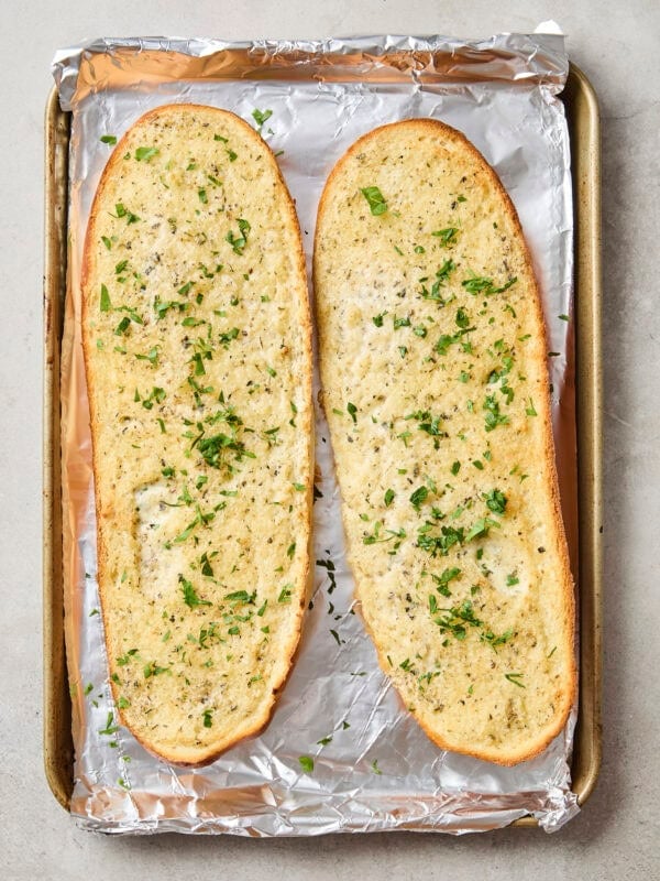 Garlic Bread Recipe (with Secret Ingredient) - Wyse Guide